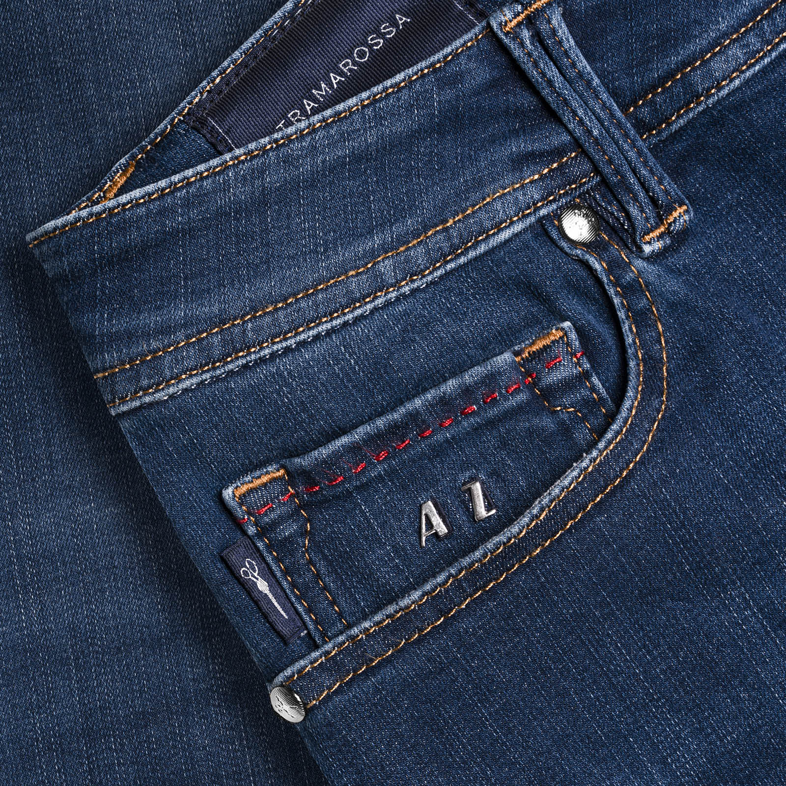 TRAMAROSSA – Jeans Italiani di Lusso